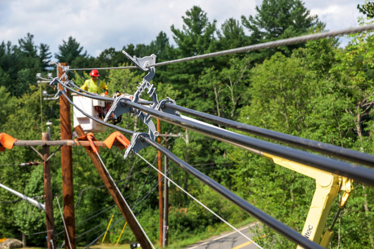 Overhead Aerial Cable Systems | Transmission Cable Systems | Marmon Utility